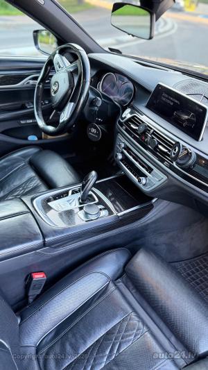 Melns BMW 7 Series 2017 Tallina, ar dzinēja tilpumu 3.00 L un nobraukumu 240 tūkst. km par 28500 €, foto 11 vietnē AUTOMOTO.COM.LV
