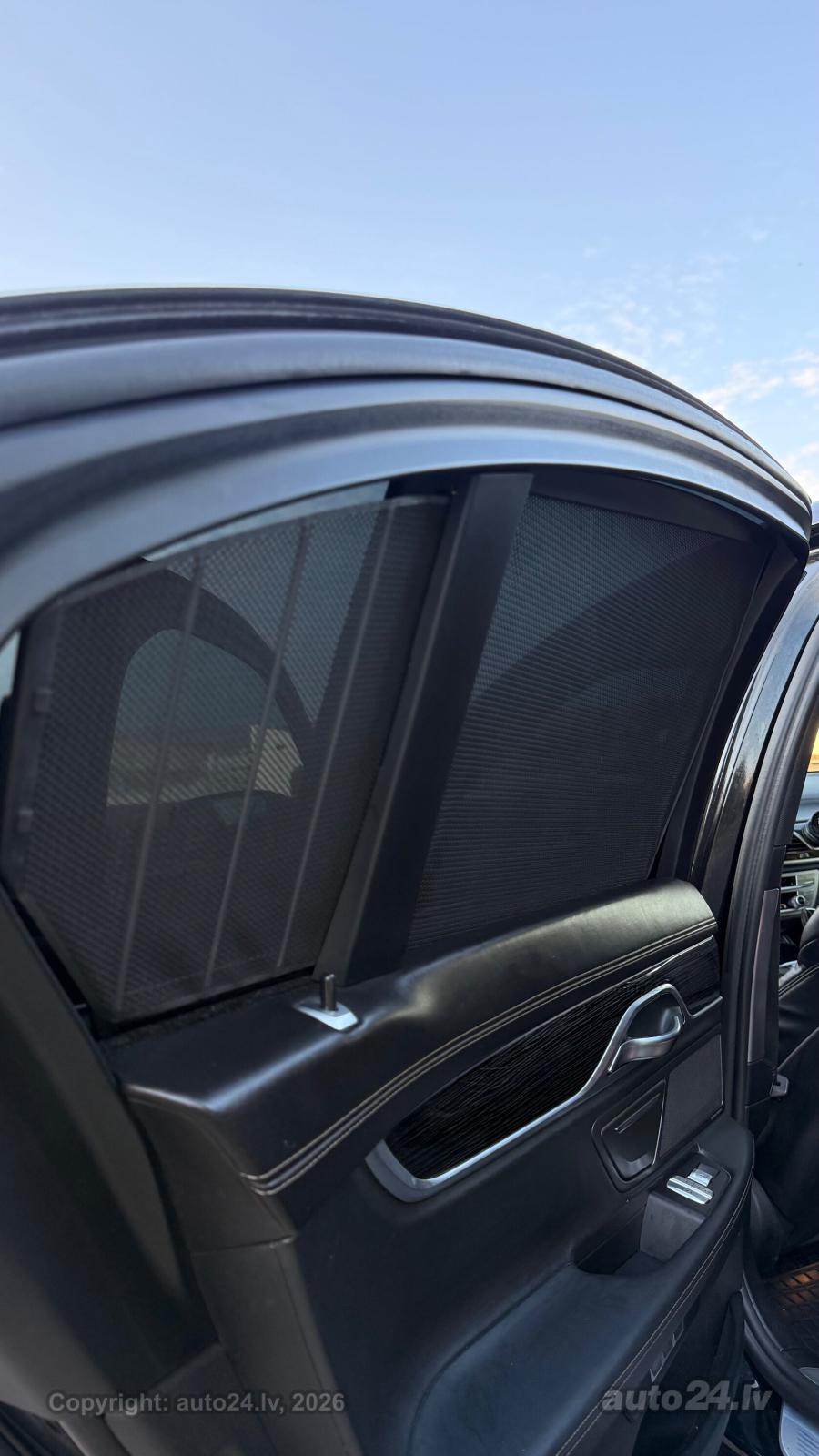 Melns BMW 7 Series 2017 Tallina, ar dzinēja tilpumu 3.00 L un nobraukumu 240 tūkst. km par 28500 €, foto 21 vietnē AUTOMOTO.COM.LV