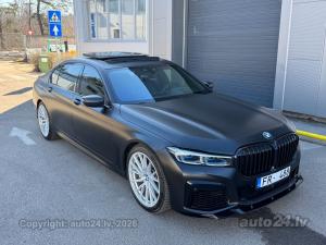 Melns BMW 7 Series 2018 Tallina, ar dzinēja tilpumu 4.40 L un nobraukumu 160 tūkst. km par 39800 €, foto 3 vietnē AUTOMOTO.COM.LV