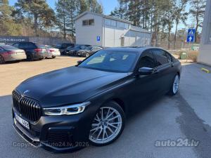 Melns BMW 7 Series 2018 Tallina, ar dzinēja tilpumu 4.40 L un nobraukumu 160 tūkst. km par 39800 €, foto 4 vietnē AUTOMOTO.COM.LV