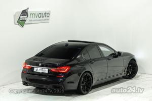 Melns BMW 7 Series 2018 Tallina, ar dzinēja tilpumu 3.00 L un nobraukumu 223 tūkst. km par 25990 €, foto 3 vietnē AUTOMOTO.COM.LV