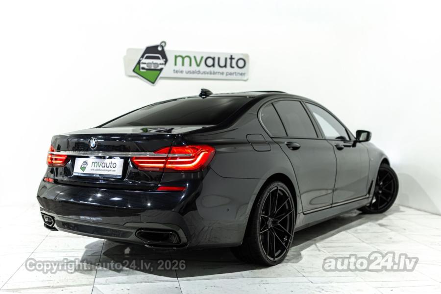 Melns BMW 7 Series 2018 Tallina, ar dzinēja tilpumu 3.00 L un nobraukumu 223 tūkst. km par 25990 €, foto 9 vietnē AUTOMOTO.COM.LV