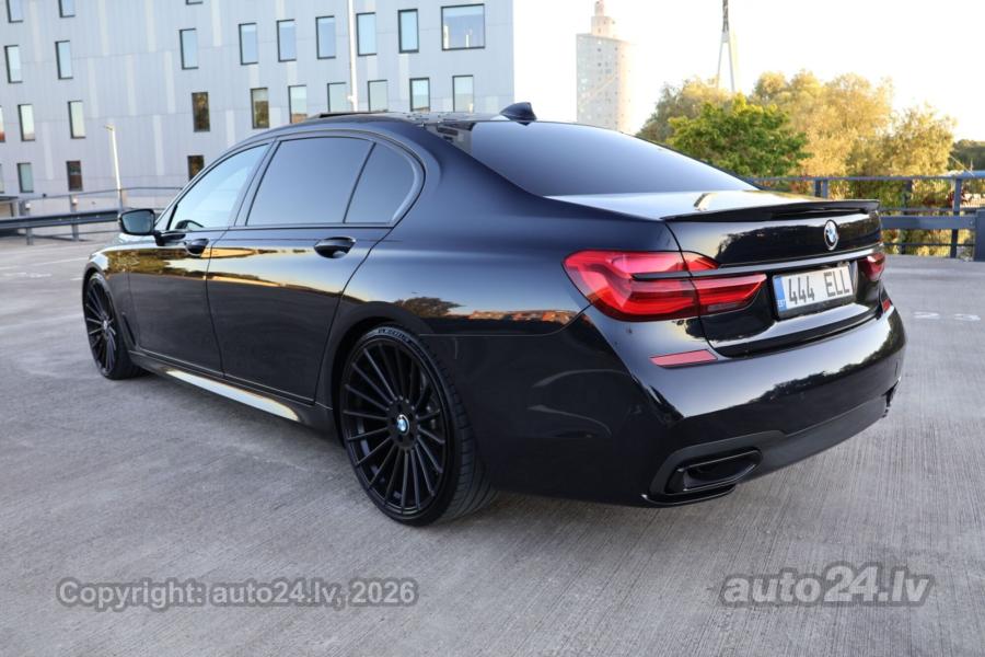 Black BMW 7 Series 2019 in Tartu, with an engine capacity of 3.00 L and mileage of 124 thousand km for 46000 €, photo 5 on AUTOMOTO.COM.LV