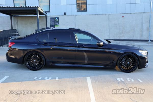 Black BMW 7 Series 2019 in Tartu, with an engine capacity of 3.00 L and mileage of 124 thousand km for 46000 €, photo 5 on AUTOMOTO.COM.LV