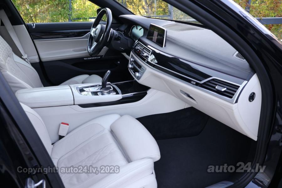 Black BMW 7 Series 2019 in Tartu, with an engine capacity of 3.00 L and mileage of 124 thousand km for 46000 €, photo 17 on AUTOMOTO.COM.LV
