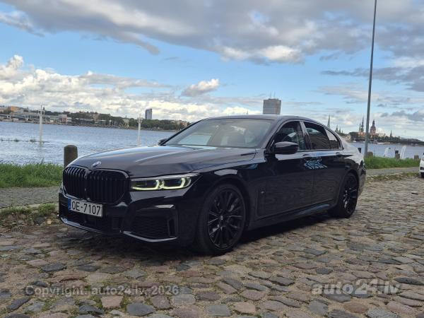 Melns BMW 7 Series 2019 Rīga, ar dzinēja tilpumu 3.00 L un nobraukumu 113 tūkst. km par 36990 €, foto 1 vietnē AUTOMOTO.COM.LV