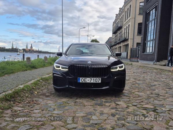 Melns BMW 7 Series 2019 Rīga, ar dzinēja tilpumu 3.00 L un nobraukumu 113 tūkst. km par 36990 €, foto 3 vietnē AUTOMOTO.COM.LV