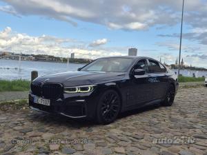 Black BMW 7 Series 2019 in Riga, with an engine capacity of 3.00 L and mileage of 113 thousand km for 36990 €, photo  on AUTOMOTO.COM.LV