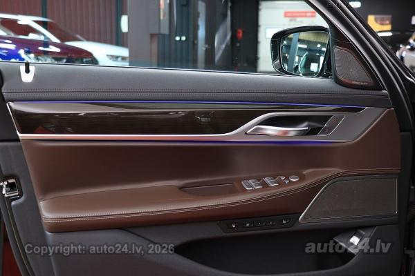 Melns BMW 7 Series 2019 Tallina, ar dzinēja tilpumu 3.00 L un nobraukumu 88 tūkst. km par 42995 €, foto 10 vietnē AUTOMOTO.COM.LV