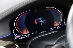 Black BMW 7 Series 2019 in Tallinn, with an engine capacity of 3.00 L and mileage of 88 thousand km for 42995 €, photo 18 on AUTOMOTO.COM.LV