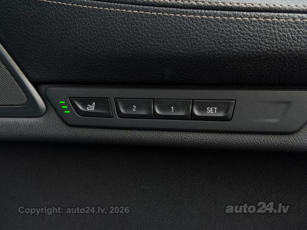 Melns BMW 7 Series 2019 Pērnava, ar dzinēja tilpumu 3.00 L un nobraukumu 114 tūkst. km par 44900 €, foto 10 vietnē AUTOMOTO.COM.LV