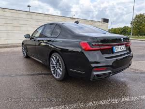 Melns BMW 7 Series 2020 Tallina, ar dzinēja tilpumu 3.00 L un nobraukumu 113 tūkst. km par 49900 €, foto 4 vietnē AUTOMOTO.COM.LV