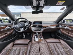 Melns BMW 7 Series 2020 Tallina, ar dzinēja tilpumu 3.00 L un nobraukumu 113 tūkst. km par 49900 €, foto 11 vietnē AUTOMOTO.COM.LV