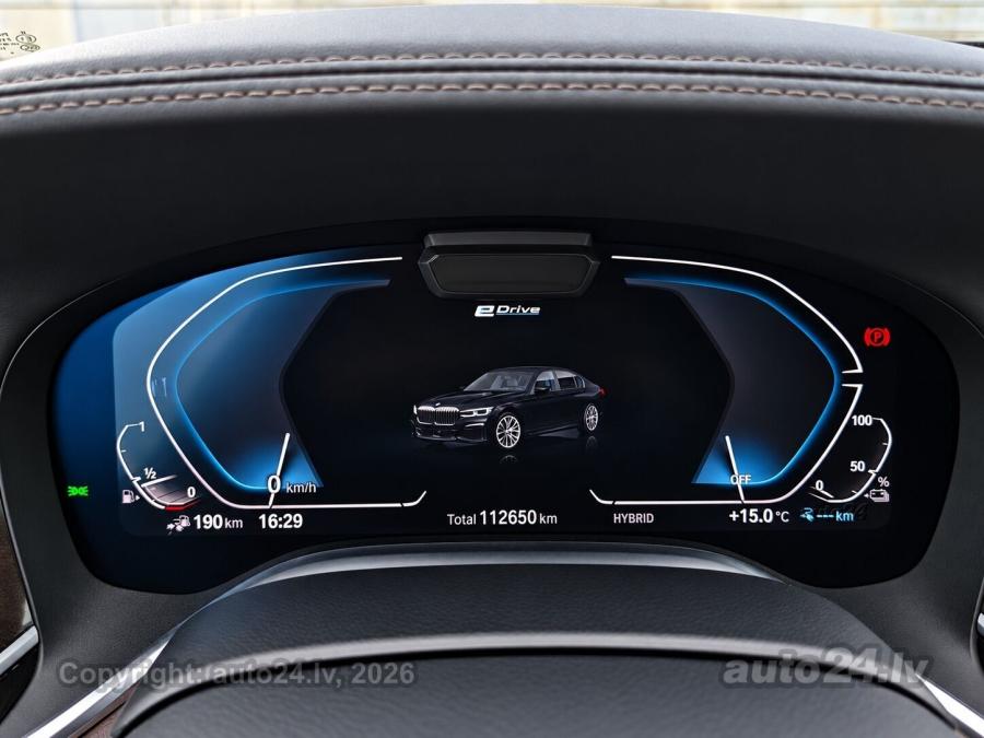 Melns BMW 7 Series 2020 Tallina, ar dzinēja tilpumu 3.00 L un nobraukumu 113 tūkst. km par 49900 €, foto 17 vietnē AUTOMOTO.COM.LV