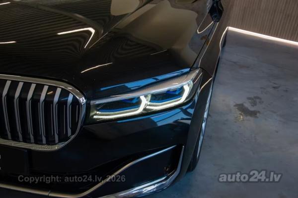 Melns BMW 7 Series 2021 Tallina, ar dzinēja tilpumu 3.00 L un nobraukumu 174 tūkst. km par 42850 €, foto 6 vietnē AUTOMOTO.COM.LV