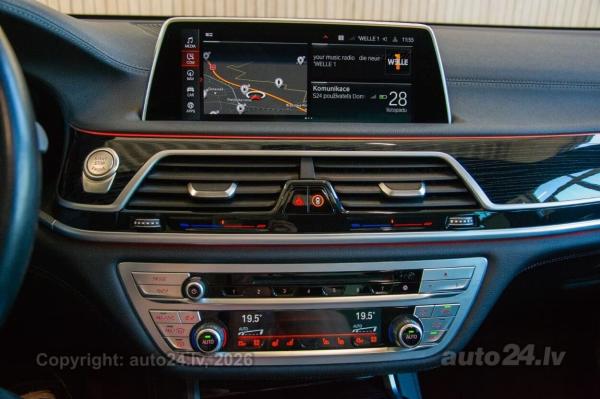 Melns BMW 7 Series 2021 Tallina, ar dzinēja tilpumu 3.00 L un nobraukumu 174 tūkst. km par 42850 €, foto 11 vietnē AUTOMOTO.COM.LV