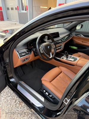 Melns BMW 7 Series 2022 Hāpsalu, ar dzinēja tilpumu 3.00 L un nobraukumu 106 tūkst. km par 48500 €, foto 3 vietnē AUTOMOTO.COM.LV