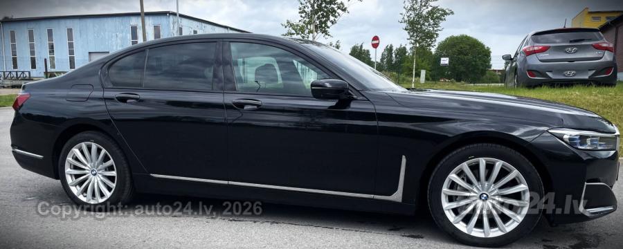 Черный БМВ 7 Серия 2022 в Таллин, объемом двигателя 3.00 л и пробегом 95 тыс. км за 47500 €, фото 3 на AUTOMOTO.COM.LV