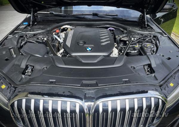 Melns BMW 7 Series 2022 Tallina, ar dzinēja tilpumu 3.00 L un nobraukumu 95 tūkst. km par 47500 €, foto 4 vietnē AUTOMOTO.COM.LV