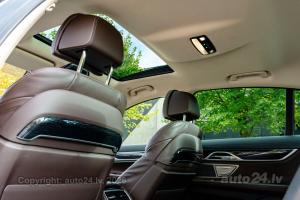 Black BMW 7 Series 2022 in Tallinn, with an engine capacity of 3.00 L and mileage of 59 thousand km for 59400 €, photo 16 on AUTOMOTO.COM.LV
