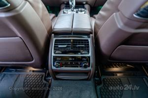 Black BMW 7 Series 2022 in Tallinn, with an engine capacity of 3.00 L and mileage of 59 thousand km for 59400 €, photo 19 on AUTOMOTO.COM.LV