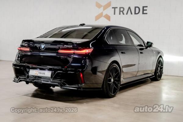 Melns BMW 7 Series 2023 Pērnava, ar dzinēja tilpumu 3.00 L un nobraukumu 56 tūkst. km par 102990 €, foto 9 vietnē AUTOMOTO.COM.LV