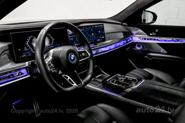 Black BMW 7 Series 2023 in Parnu, with an engine capacity of 3.00 L and mileage of 56 thousand km for 102990 €, photo 11 on AUTOMOTO.COM.LV