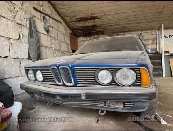 Zils BMW 7 Series 1982 Tallina, ar dzinēja tilpumu 3.20 L un nobraukumu 0 tūkst. km par 2300 €, foto 8 vietnē AUTOMOTO.COM.LV