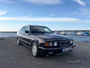 Zils BMW 7 Series 1993 Tallina, ar dzinēja tilpumu 4.00 L un nobraukumu 350 tūkst. km par 8999 €, foto 4 vietnē AUTOMOTO.COM.LV