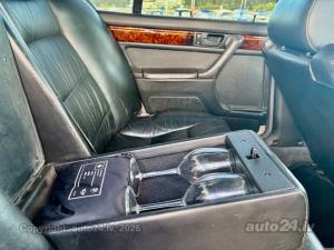 Zils BMW 7 Series 1993 Tallina, ar dzinēja tilpumu 4.00 L un nobraukumu 350 tūkst. km par 8999 €, foto 17 vietnē AUTOMOTO.COM.LV