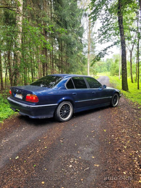 Blue BMW 7 Series 1999 in Tallinn, with an engine capacity of 3.00 L and mileage of 333 thousand km for 3500 €, photo 3 on AUTOMOTO.COM.LV