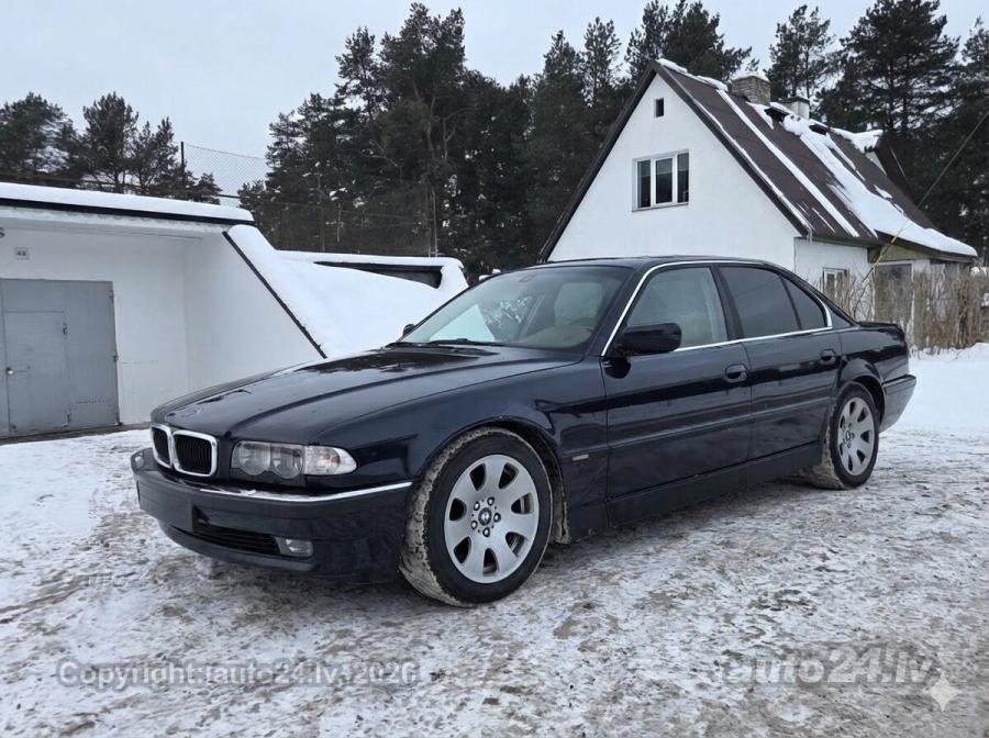 Zils BMW 7 Series 2000 Tallina, ar dzinēja tilpumu 0.00 L un nobraukumu 425 tūkst. km par 4800 €, foto 1 vietnē AUTOMOTO.COM.LV