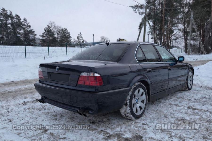 Zils BMW 7 Series 2000 Tallina, ar dzinēja tilpumu 0.00 L un nobraukumu 425 tūkst. km par 4800 €, foto 3 vietnē AUTOMOTO.COM.LV