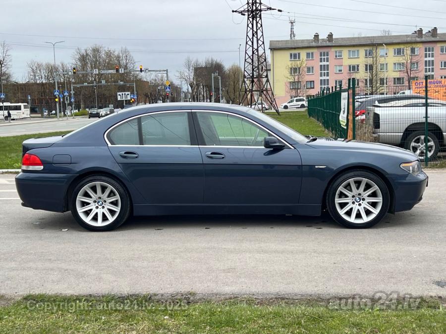 Zils BMW 7 Series 2002 Narva, ar dzinēja tilpumu 4.40 L un nobraukumu 399 tūkst. km par 2999 €, foto 5 vietnē AUTOMOTO.COM.LV