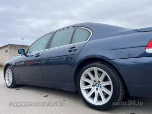 Zils BMW 7 Series 2002 Narva, ar dzinēja tilpumu 4.40 L un nobraukumu 399 tūkst. km par 2999 €, foto 10 vietnē AUTOMOTO.COM.LV