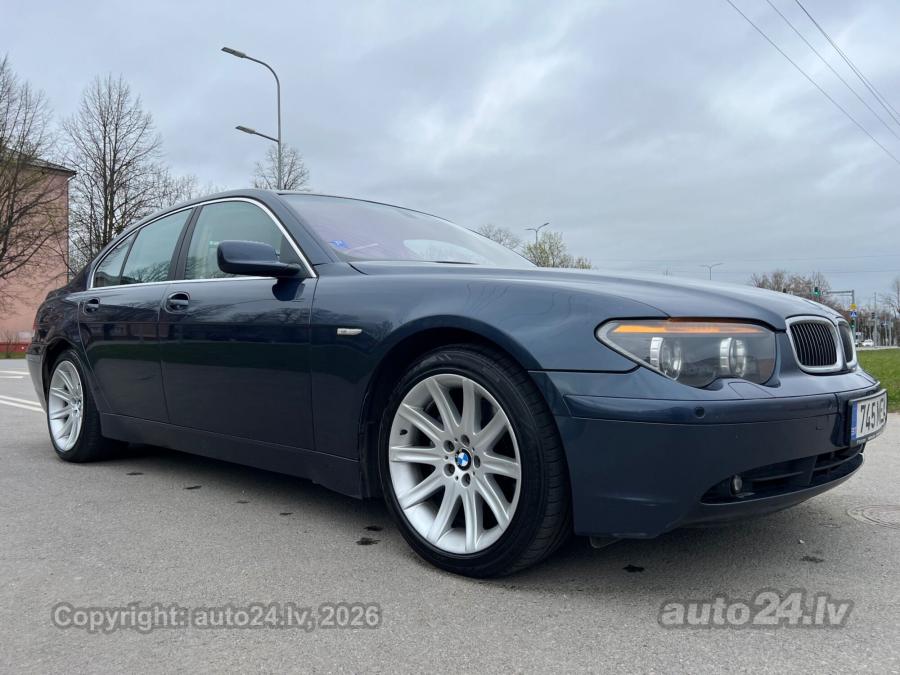 Zils BMW 7 Series 2002 Narva, ar dzinēja tilpumu 4.40 L un nobraukumu 399 tūkst. km par 2999 €, foto 16 vietnē AUTOMOTO.COM.LV
