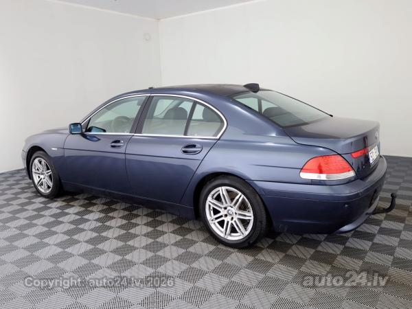 Zils BMW 7 Series 2003 Tallina, ar dzinēja tilpumu 3.00 L un nobraukumu 353 tūkst. km par 1999 €, foto 4 vietnē AUTOMOTO.COM.LV