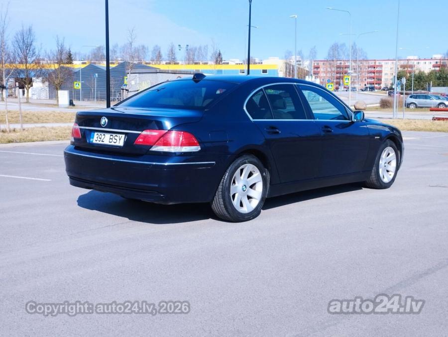 Zils BMW 7 Series 2005 Tartu, ar dzinēja tilpumu 3.00 L un nobraukumu 350 tūkst. km par 6900 €, foto 6 vietnē AUTOMOTO.COM.LV