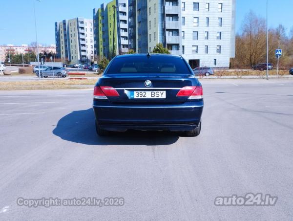 Zils BMW 7 Series 2005 Tartu, ar dzinēja tilpumu 3.00 L un nobraukumu 350 tūkst. km par 6900 €, foto 7 vietnē AUTOMOTO.COM.LV