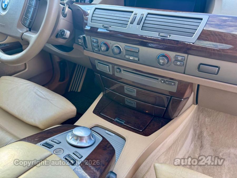 Blue BMW 7 Series 2005 in Tallinn, with an engine capacity of 3.00 L and mileage of 344 thousand km for 2900 €, photo 9 on AUTOMOTO.COM.LV