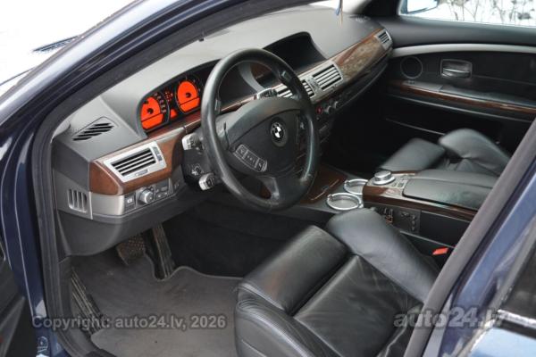 Zils BMW 7 Series 2006 Tallina, ar dzinēja tilpumu 4.40 L un nobraukumu 411 tūkst. km par 4700 €, foto 3 vietnē AUTOMOTO.COM.LV