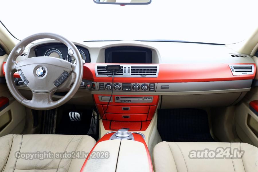 Zils BMW 7 Series 2007 Tallina, ar dzinēja tilpumu 3.00 L un nobraukumu 537 tūkst. km par 2999 €, foto 6 vietnē AUTOMOTO.COM.LV