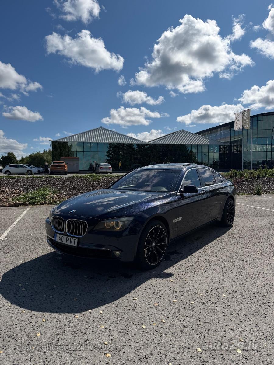 Blue BMW 7 Series 2009 in Tallinn, with an engine capacity of 3.00 L and mileage of 315 thousand km for 9500 €, photo 8 on AUTOMOTO.COM.LV