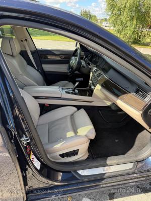 Blue BMW 7 Series 2009 in Tallinn, with an engine capacity of 3.00 L and mileage of 315 thousand km for 9500 €, photo 18 on AUTOMOTO.COM.LV