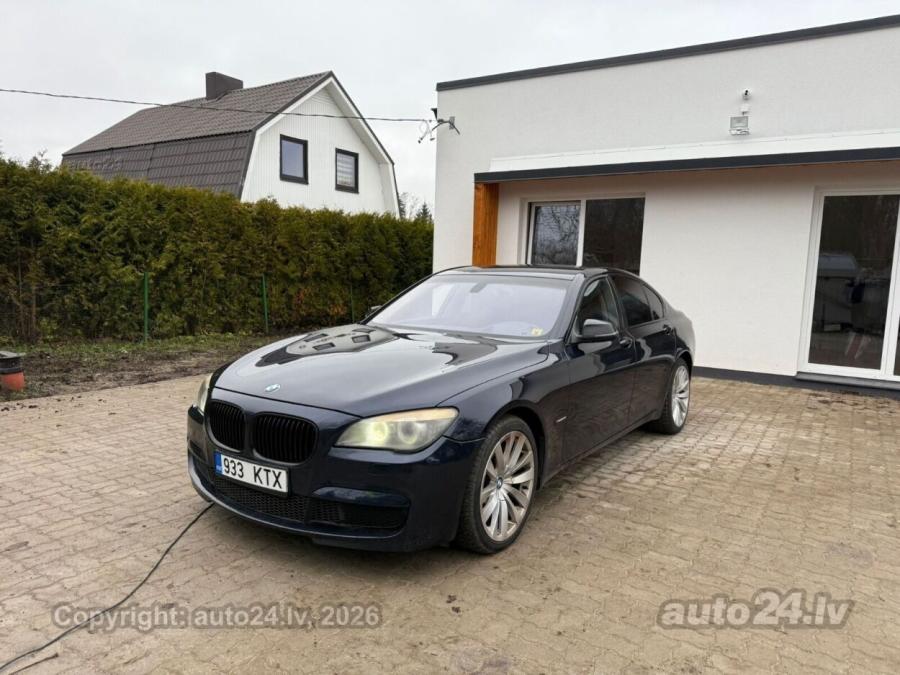 Zils BMW 7 Series 2010 Tallina, ar dzinēja tilpumu 3.00 L un nobraukumu 420 tūkst. km par 7777 €, foto 1 vietnē AUTOMOTO.COM.LV
