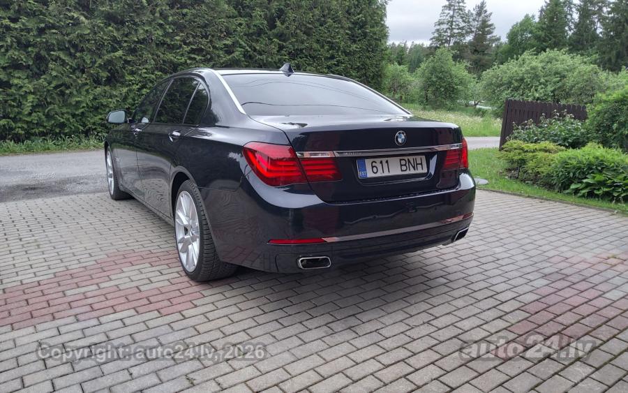 Blue BMW 7 Series 2013 in Tallinn, with an engine capacity of 4.40 L and mileage of 180 thousand km for 17000 €, photo 18 on AUTOMOTO.COM.LV