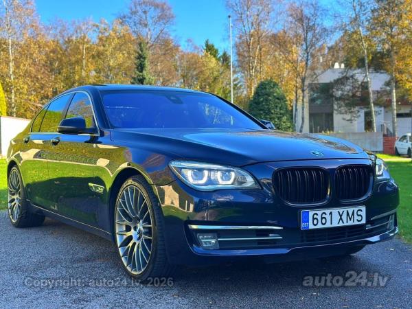 Zils BMW 7 Series 2014 Tallina, ar dzinēja tilpumu 3.00 L un nobraukumu 315 tūkst. km par 17200 €, foto 3 vietnē AUTOMOTO.COM.LV