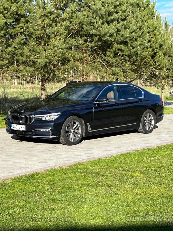 Zils BMW 7 Series 2017 Tallina, ar dzinēja tilpumu 3.00 L un nobraukumu 282 tūkst. km par 21500 €, foto 2 vietnē AUTOMOTO.COM.LV