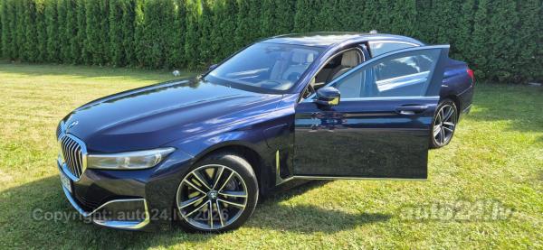 Zils BMW 7 Series 2020 Tallina, ar dzinēja tilpumu 3.00 L un nobraukumu 183 tūkst. km par 46500 €, foto 5 vietnē AUTOMOTO.COM.LV