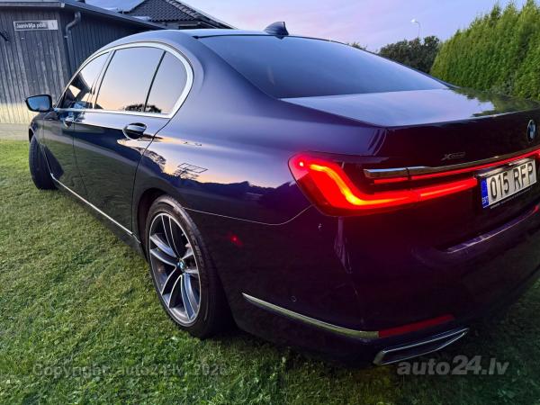 Zils BMW 7 Series 2020 Tallina, ar dzinēja tilpumu 3.00 L un nobraukumu 183 tūkst. km par 46500 €, foto 8 vietnē AUTOMOTO.COM.LV